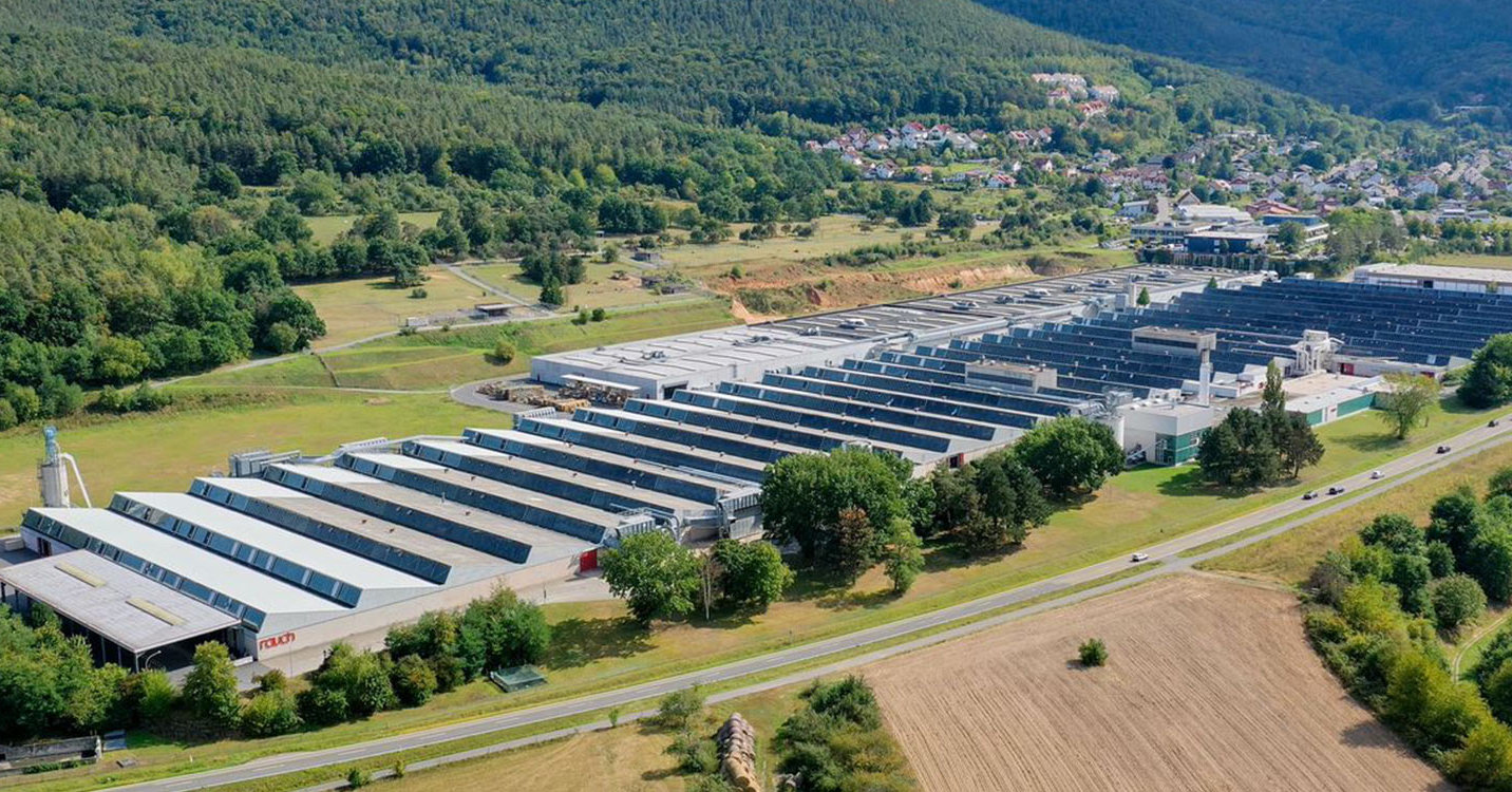 rauch Möbelwerke scores with a TRILUX refurbishment solution - TRILUX ...